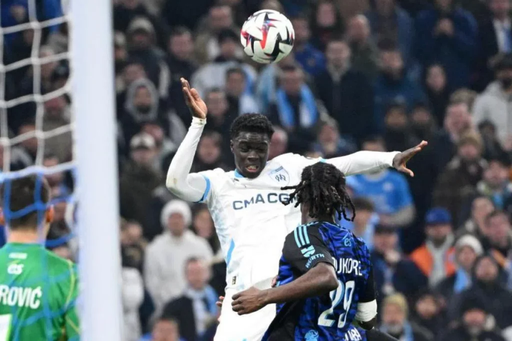 Robinio Vaz rallume l’OM avec un doublé express contre Angers