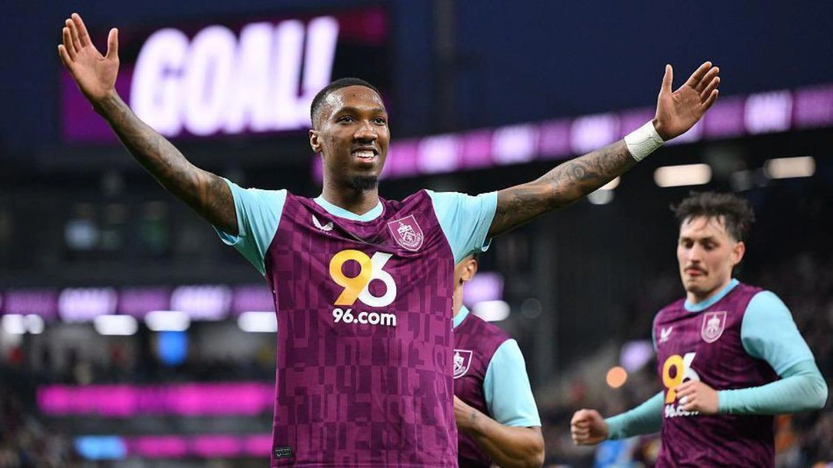 Jaidon Anthony dynamise l’attaque de Burnley en Premier League