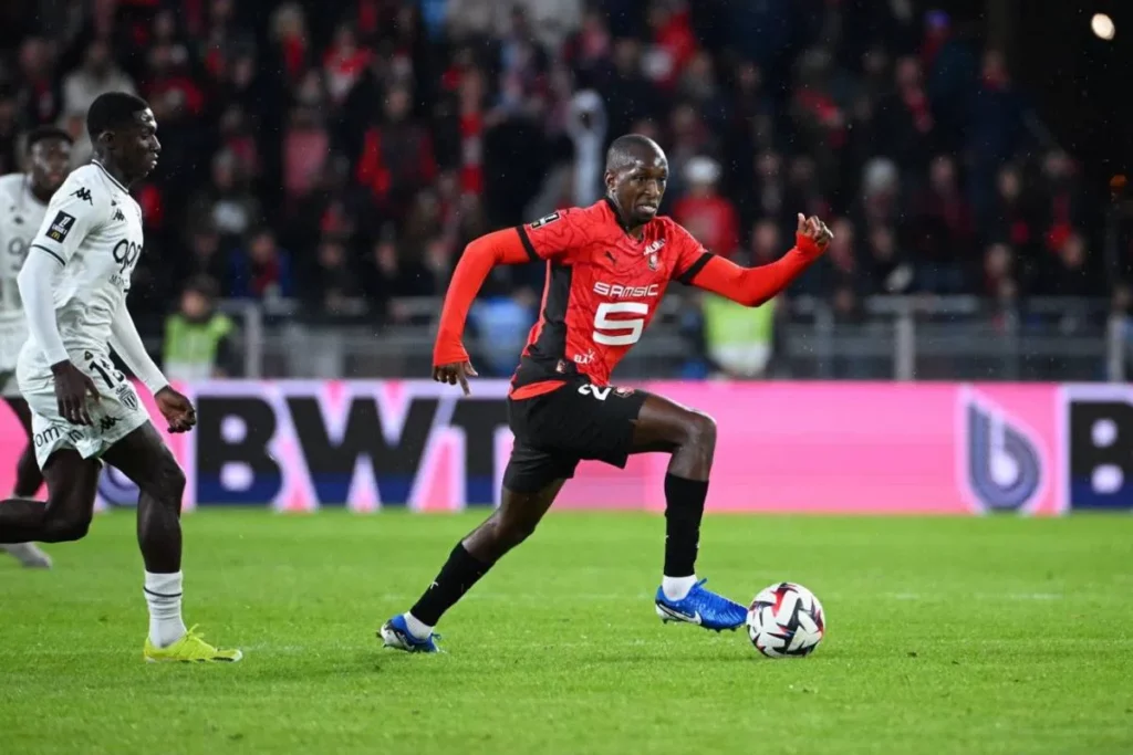 Rennes : Glen Kamara poussé vers la sortie, West Brom revient à la charge