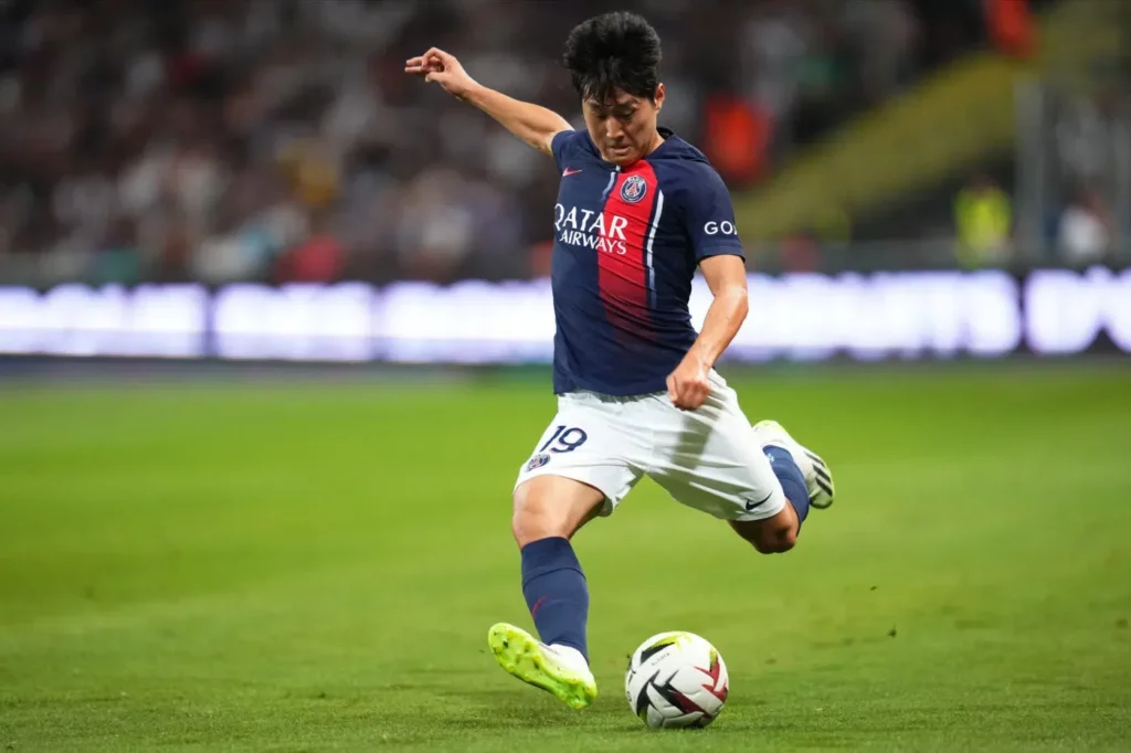 Le PSG fixe le prix de Lee Kang-in à 40 millions